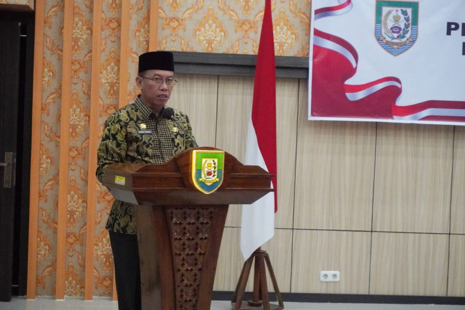 Petang Ini, Kabarnya Gubernur Lantik Nandar Munadi Jadi Plt Sekda ...